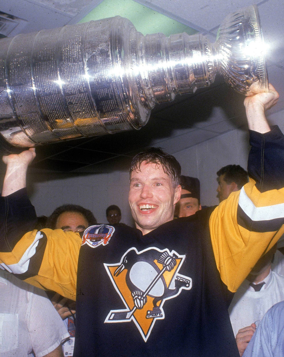 Larry Murphy – Page 4 – Morphan Collectibles