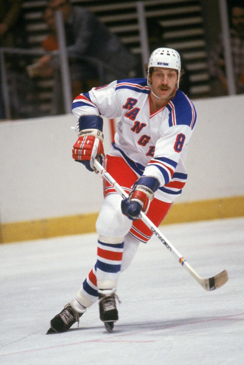 Steve Vickers – Morphan Collectibles